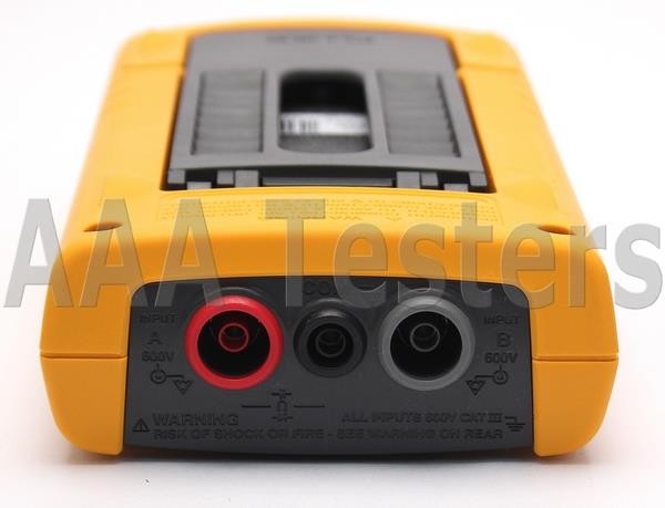 Fluke 123 Industrial ScopeMeter 20MHz HandHeld Oscilloscope Scope Meter ...