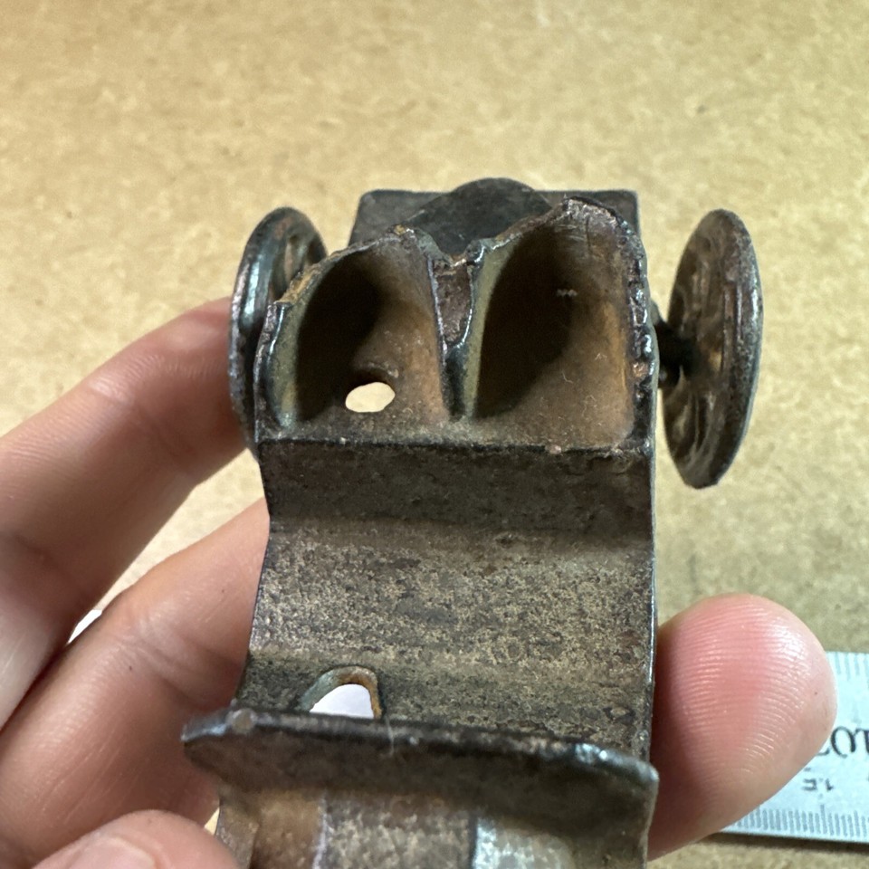 Vintage Cast Iron Toy Car Body 4.5” Long – Missing Front Wheels | eBay