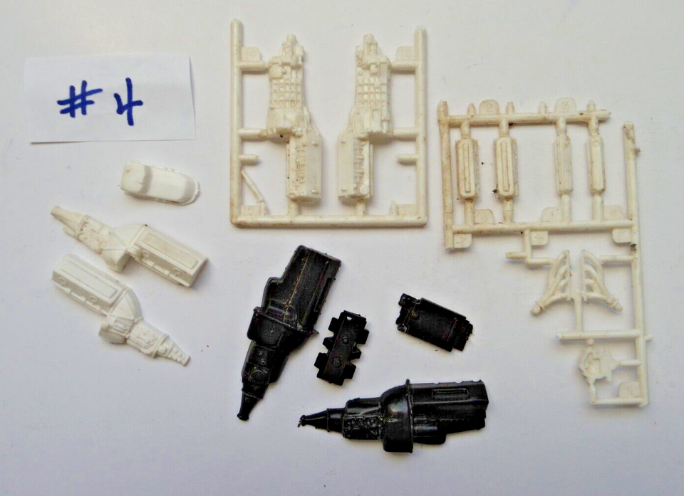 *Pick One Lot* 1/25 Scale Auto/Car Engines Plastic Model Kit Parts ...