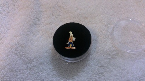 WDW Cast Member Security Guard Lapel Pin "Goofy", (1" in size) | eBay