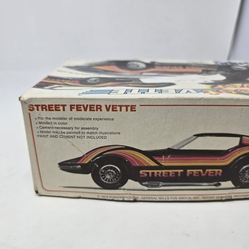 MPC Street Fever Vette Molded In Black Scale 1:25 Model Kit Vintage ...