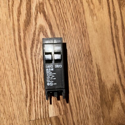 Eaton BR1515 15Amp Tandem Circuit Breaker 786676370059| eBay