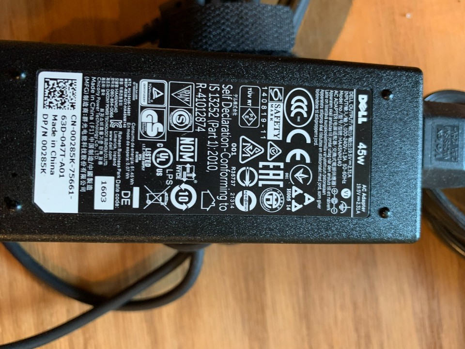 Genuine DELL power adapter 45w model HA45NM140 19.5V 2.31A | eBay