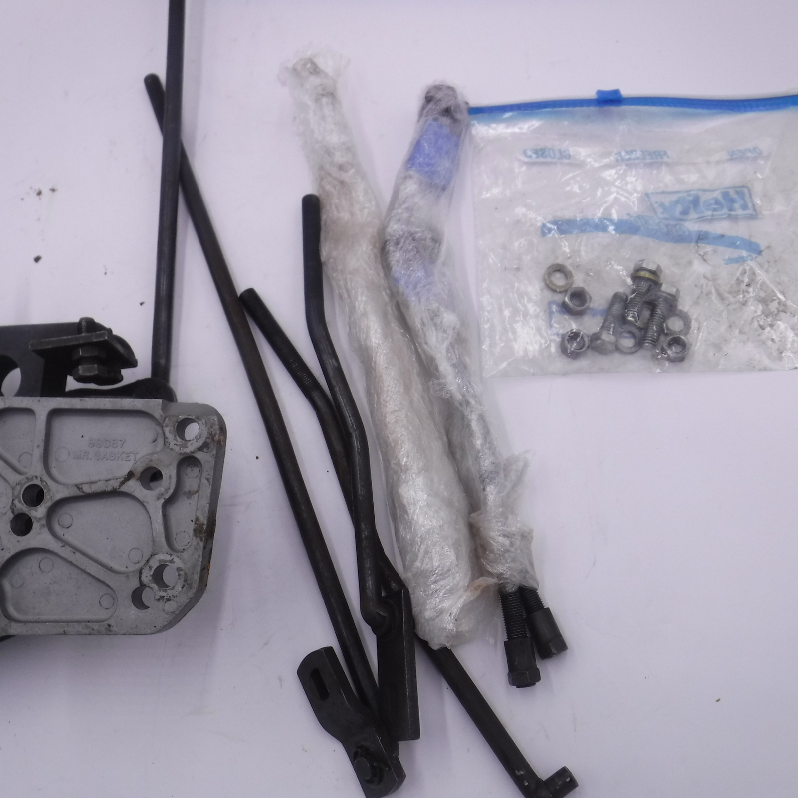 Mr Gasket V Gate Shifter w/ Hurst 4 Speed Shifter Mount 99037 and ...