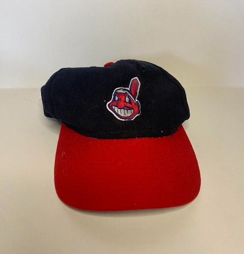 Vintage early 2000s Cleveland Indians snapback baseball cap, good ...