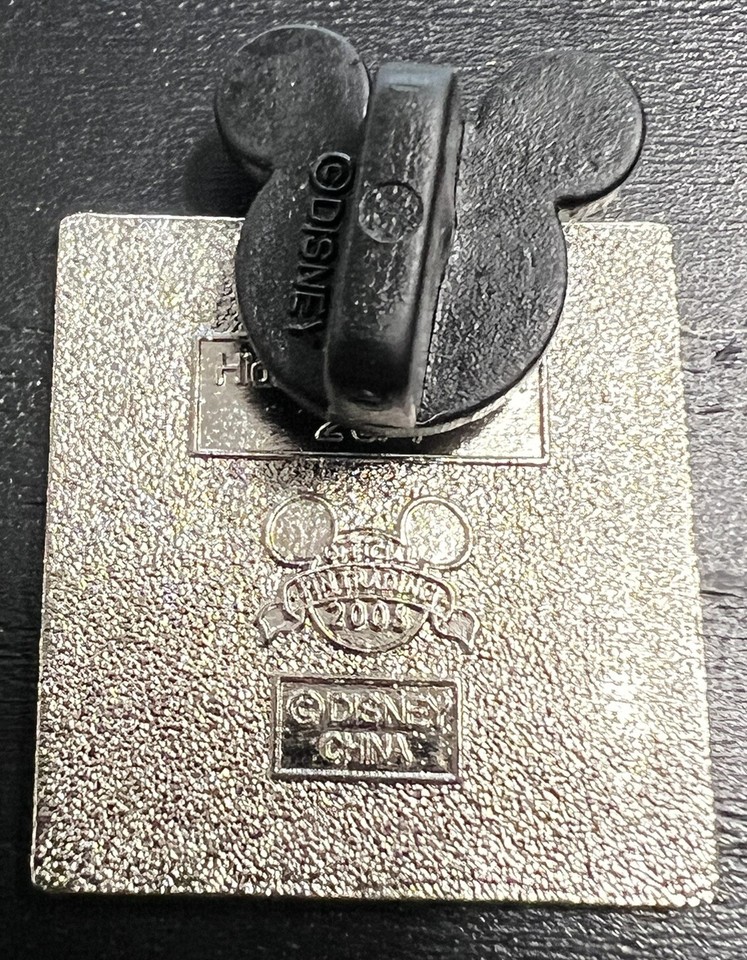 Disney Fast Pass Ticket Pin Epcot Soarin’ Hidden Mickey Cast Lanyard | eBay