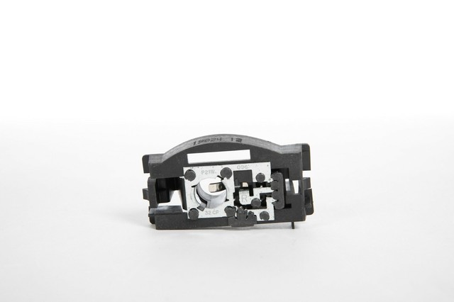 Genuine BMW E70 SUV Bulb Holder Rear Light in Trunk Lid Right ...