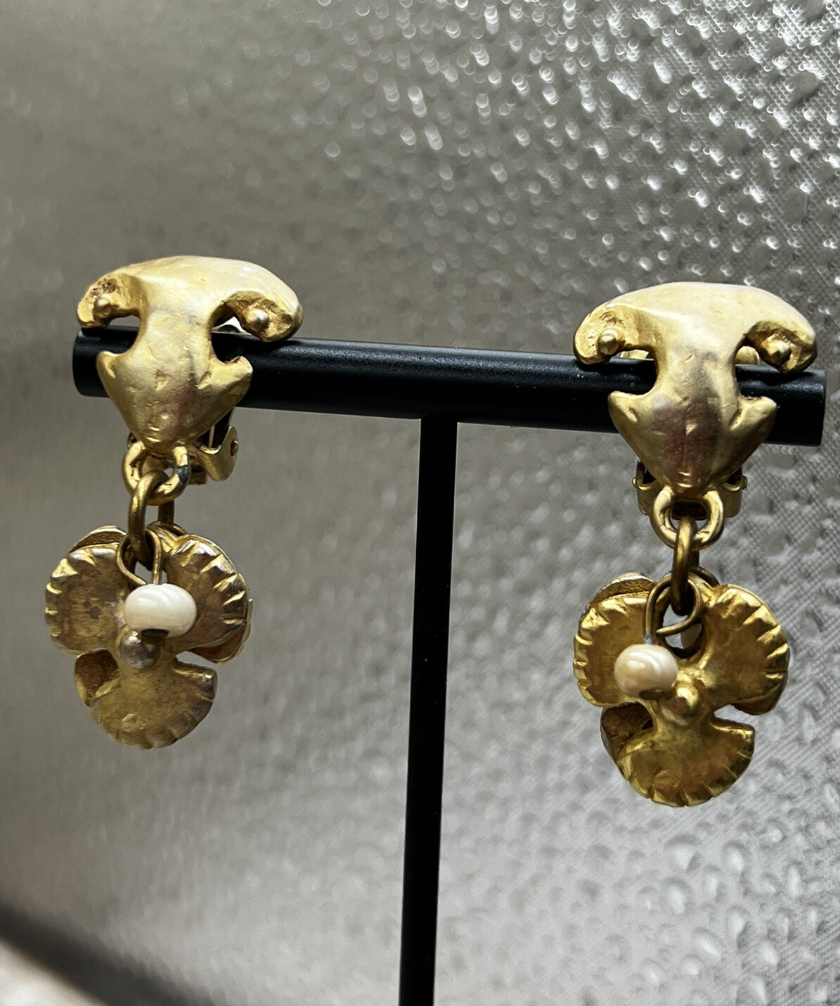 Vintage Kate Hines Brush Gold Faux Pearl Artistic Large Clip On ...