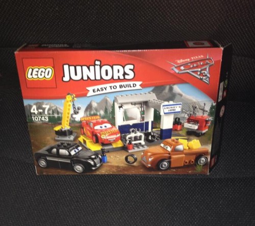 LEGO 10743 CARS JUNIOR Le garage de Smokey | eBay