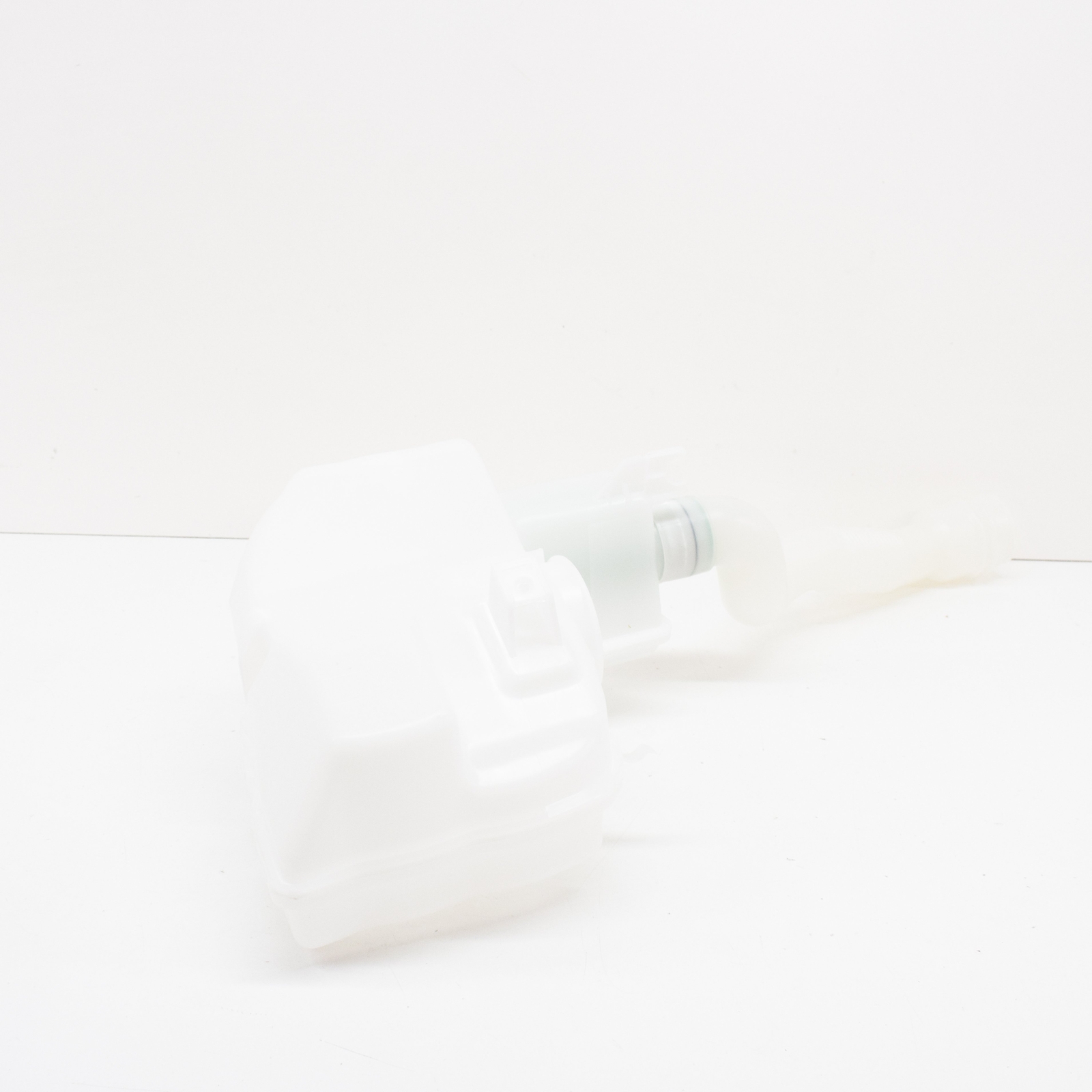 MB GL X166 Windshield Washer Fluid Tank A1668690720 NEW GENUINE | eBay