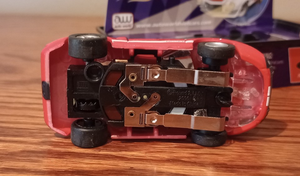 Auto World '05 Ford GT, Red, FlameThrower Lights, X-Traction Chassis HO ...