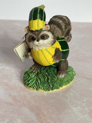 Charming Tails "Reginald's Gourd Costume" 85/701 BY ENESCO Raccoon No ...