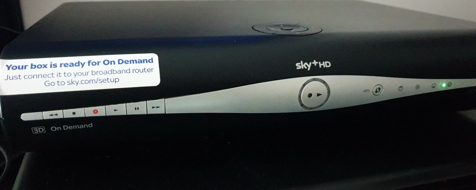 SKY + HD (SKY Plus HD) DVB FreeSat TV Box (DRX890) Plus Cables, WI-FI ...