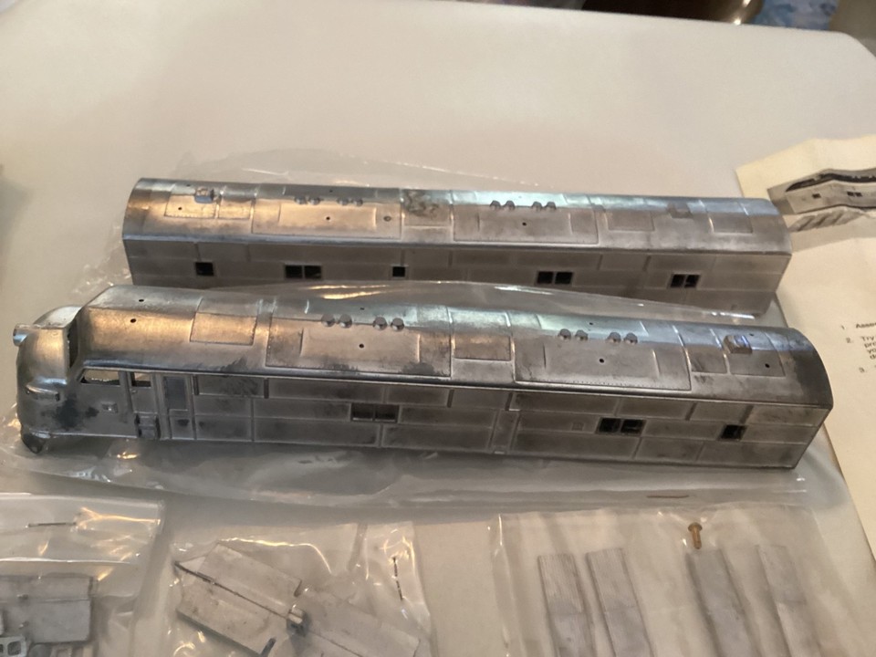 Cary Locomotive Works HO Undecorated E-7 A&B Unpowered Diesel Engine ...