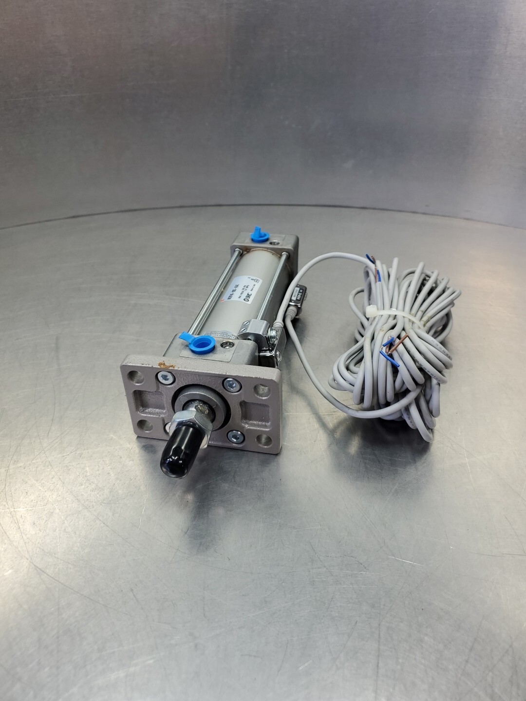 SMC MDBF40-100Z-A54Z Pressure Cylinder w/2-SMC D-A54 Reed Switches. 6B ...