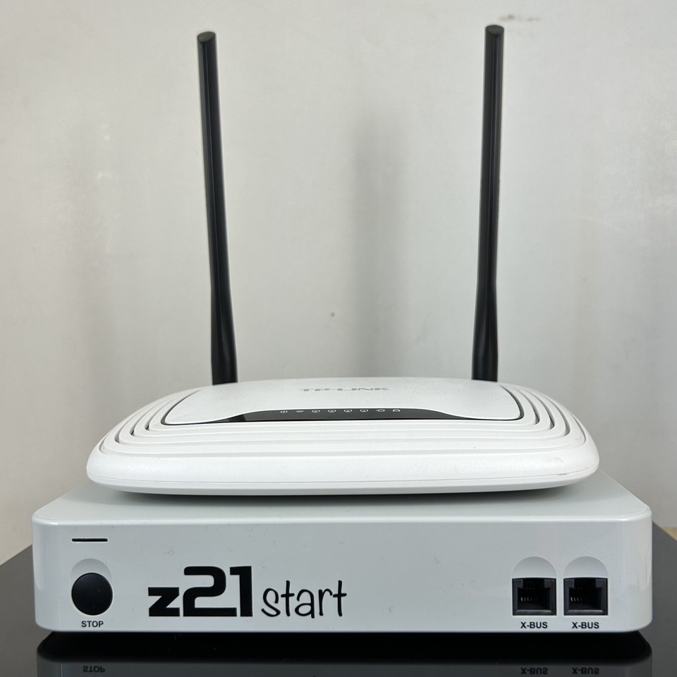 Roco 10825 z21 Start WIFI activated unlocked DCC Digital Control System ...