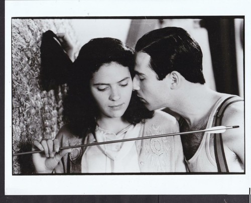 Ika Zohar and Sharon Hacohen Gloves 1985 aka K'fafot movie photo 32517 ...