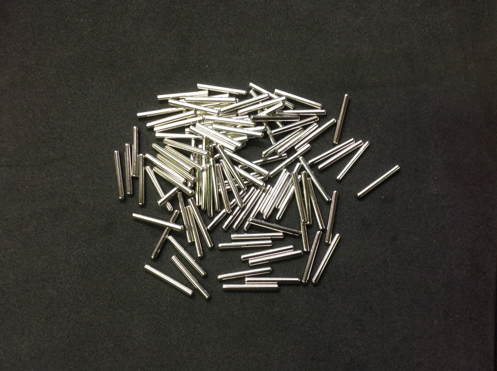 100 Piano Bridge Pins, #7 (0.090" diameter), 3/4", Nickeled Steel ...