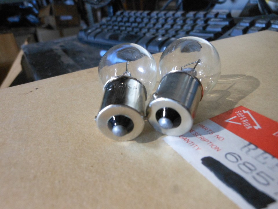 Dixie Japan Turn Signal 12V 21CP 18W Light Bulbs Harley Davidson 68572 ...