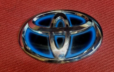Toyota Corolla E210 2018-23 Rear Boot Lid Toyota Emblem Badge 75403 ...