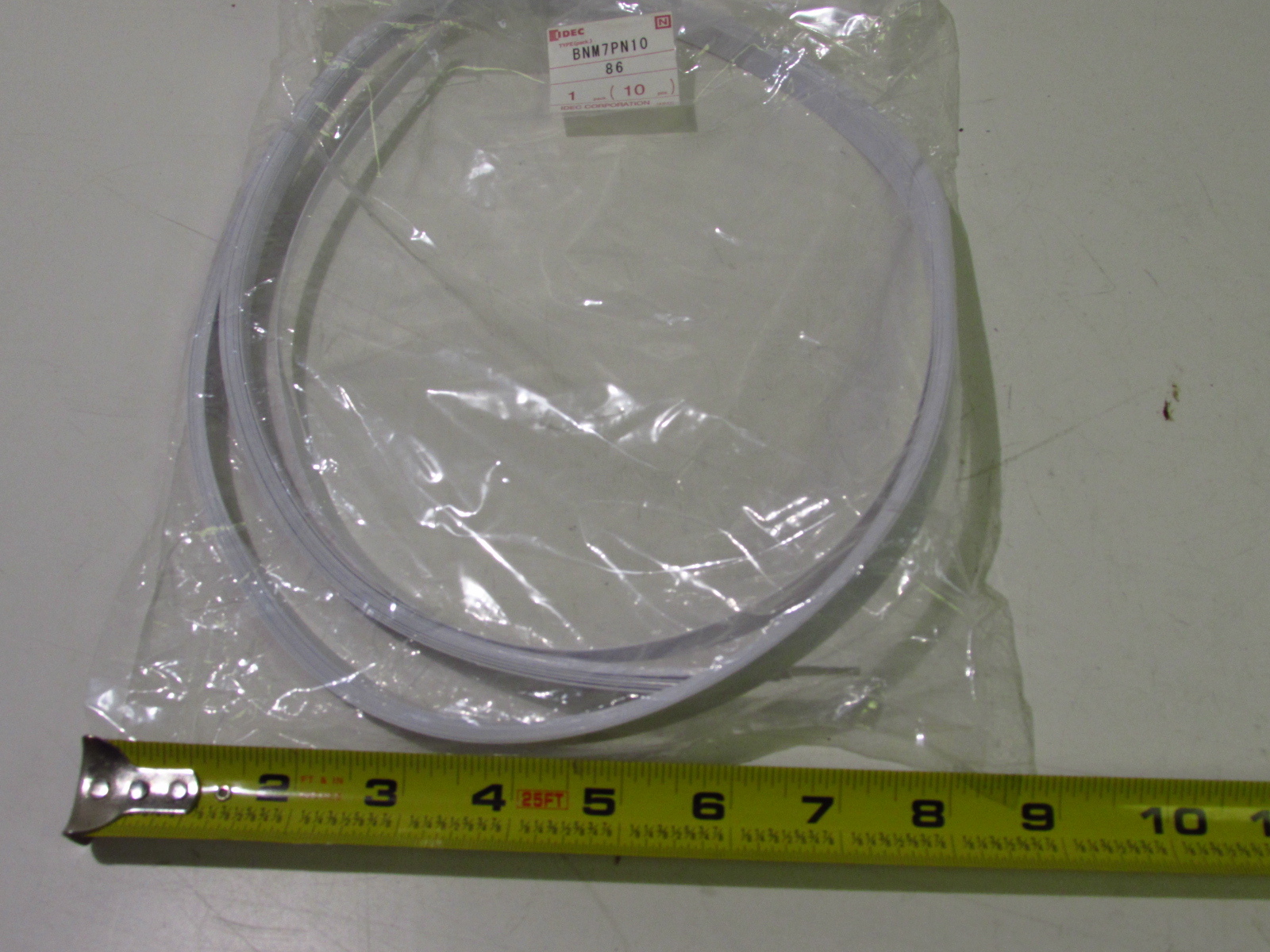 IDEC BNM7PN10 TERMINAL BLOCK ID STRIP (10 PACK) **FREE SHIPPING** **NIB ...