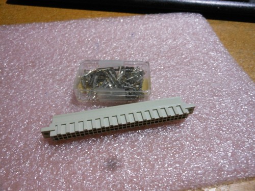 LOCKHEED MARTIN CONNECTOR W/CONTACTS # L520011262 NSN: 5935-01-107-0642 ...