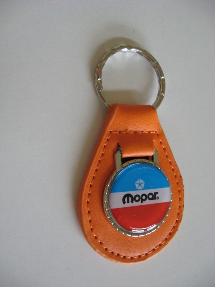 MOPAR RED WHITE BLUE DODGE CHRYSLER PLYMOUTH LOGO KEYCHAIN KEYRING ...