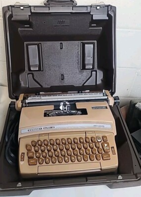 SMITH-CORONA Coronet Coronamatic Super 12 Electric Typewriter W/Case ...