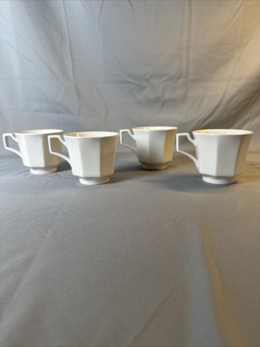 Vintage Set of 4 Johnson Brothers Heritage Tea Cups Mugs White ...