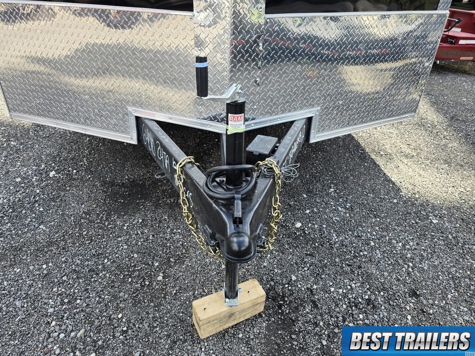 2025 Quality Trailers 8 x 24 basic cargo carhauler enclosed trailer New ...