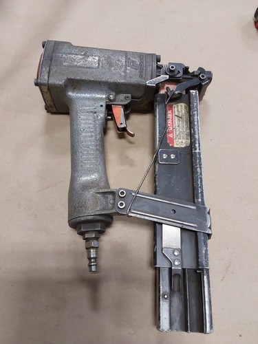 Paslode Staple Gun 402701...A98 | eBay