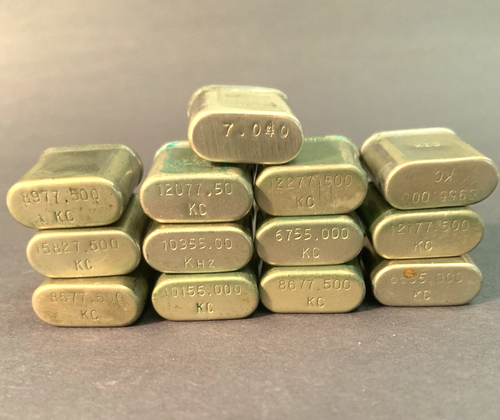 Vintage Metal Can Crystal Oscillators – Lot of 13 Units – Untested | eBay