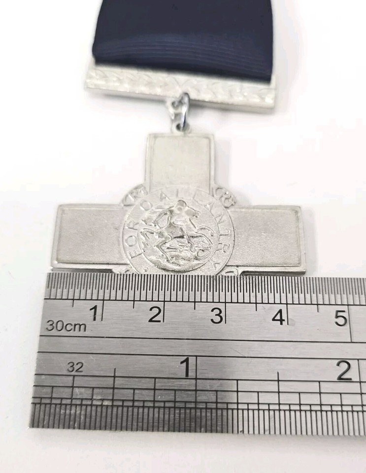 Full Size Replica George Cross Medal & Ribbon. Gallantry/Heroism Civil ...