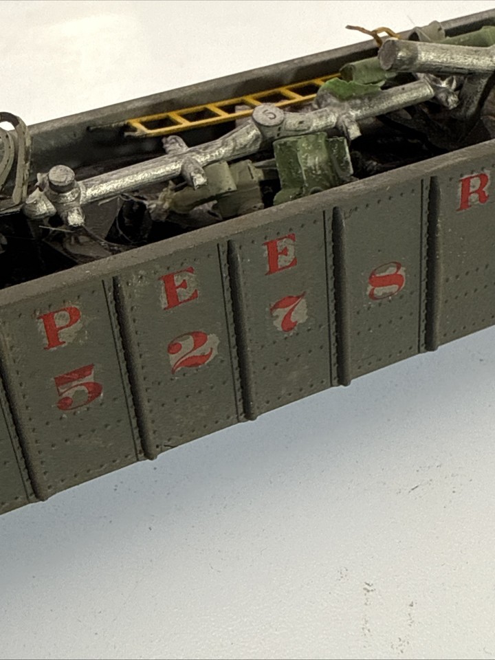 Gondola HO Scale Train Car With Junk Load Tipee Rail Road 5278 | eBay