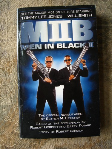 Robert Gordon, Esther M. Friesner - Men in Black II - 2002 - paperback ...