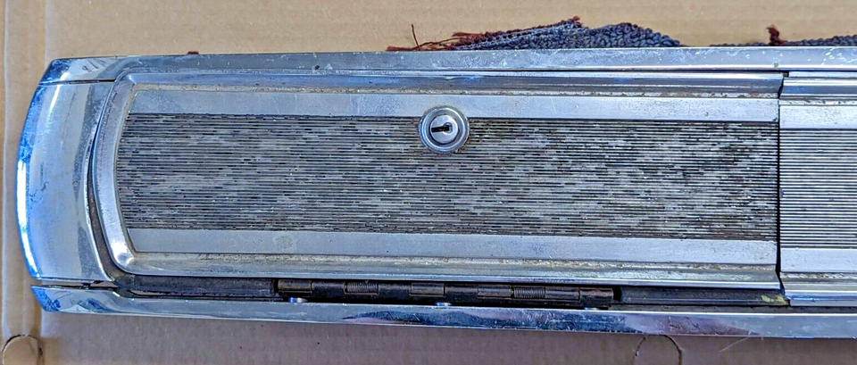 1964 1965 OLDSMOBILE CUTLASS F85 AT FLOORSHIFT CENTER CONSOLE OEM | eBay