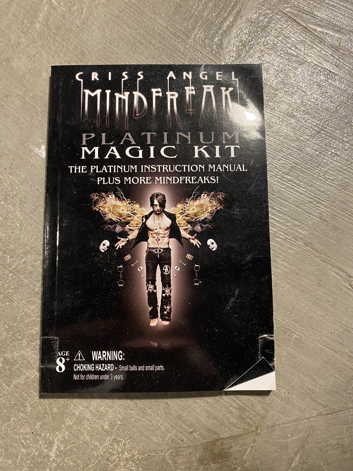 Criss Angel Mindfreak - Platinum Magic Kit: The Platinum Instruction ...