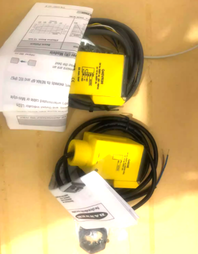 NEW Banner Q45VR3R+Q453E Rugged Rectangle Sensor | eBay