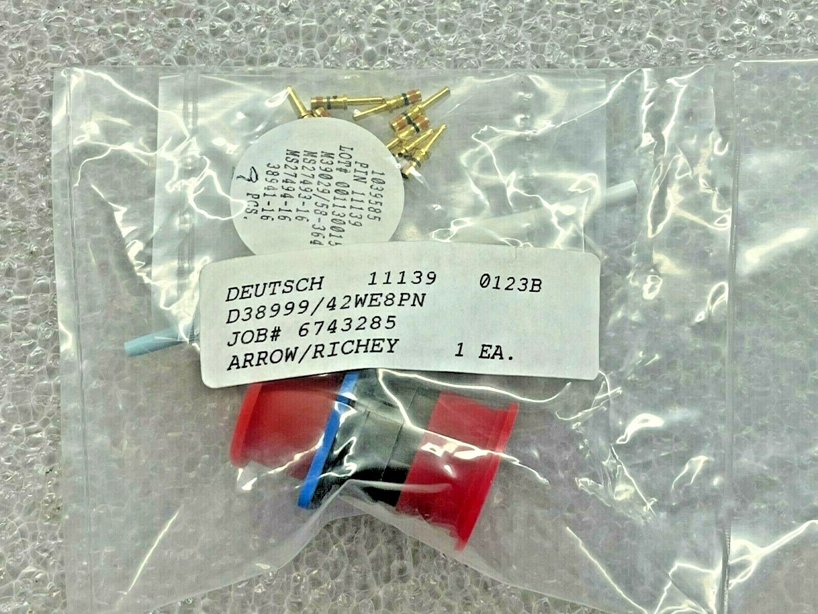 D38999/42WE8PN, Cir Conn MIL-DTL-38999 RCPT 8 POS Pin Contact Box Mount ...