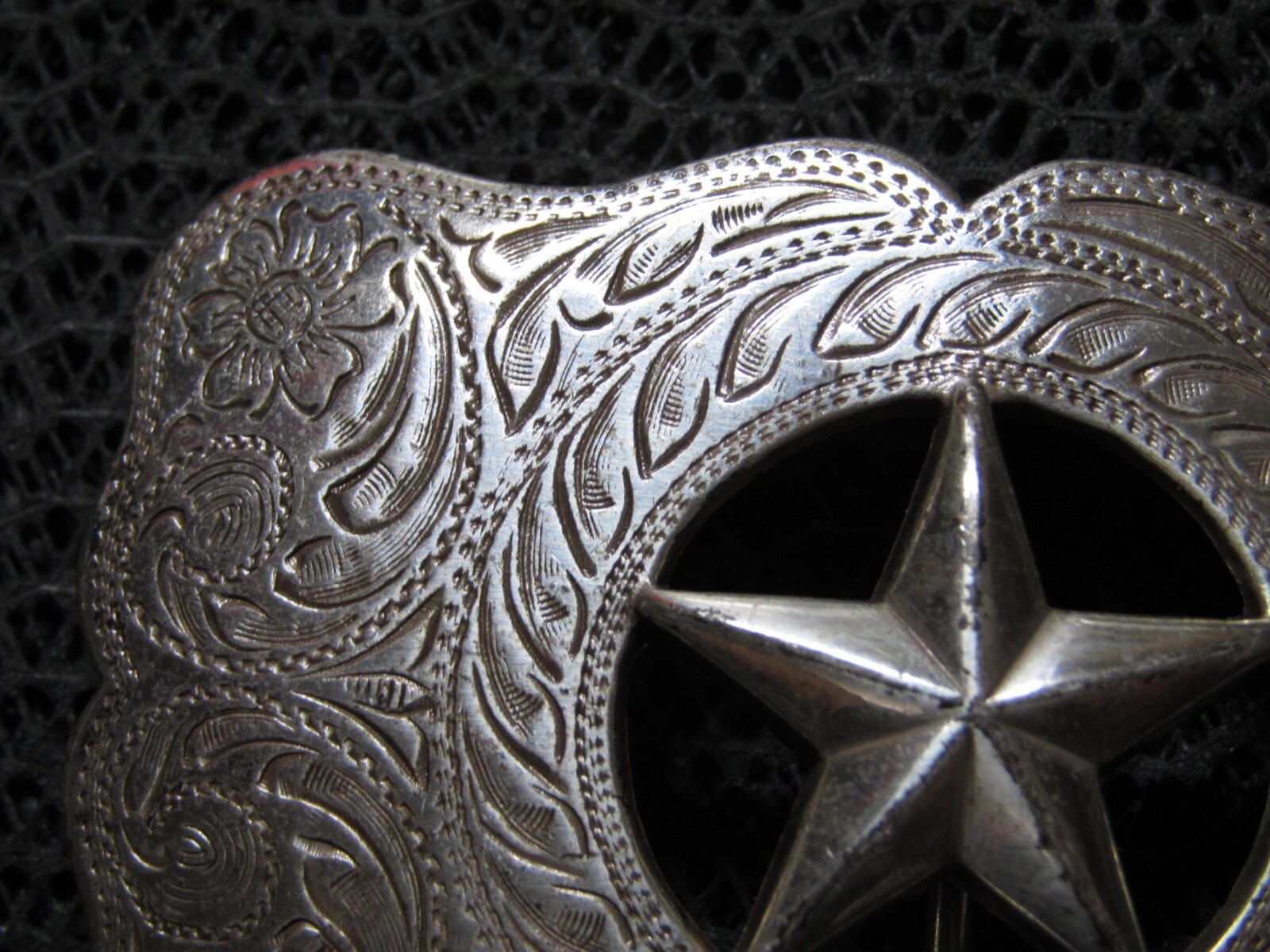 WESTERN FLORAL STAR DESIGN COWBOY COWGIRL BELT BUCKLE… - Gem