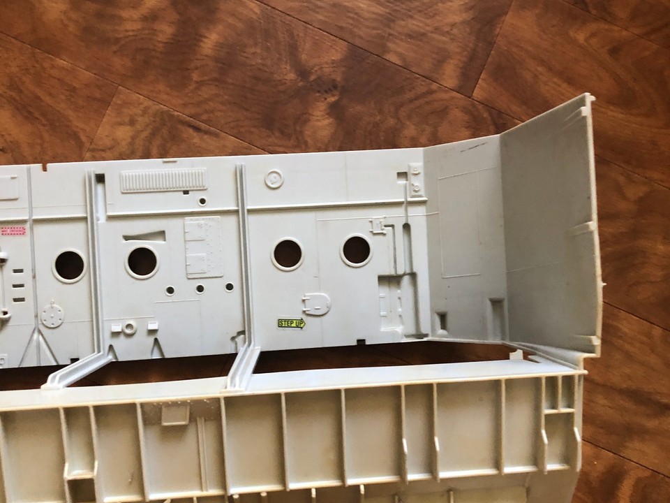 1985 GI JOE USS FLAGG AIRCRAFT CARRIER SUPERSTRUCTURE BOTTOM DECK PART ...