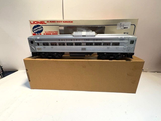 Lionel 8767 Baltimore & Ohio O Gauge RDC-1 Illuminated Budd car. NON ...