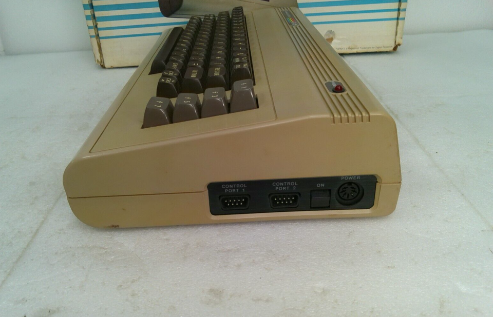 Commodore 64 W/ Original Box & Power Adapter | eBay