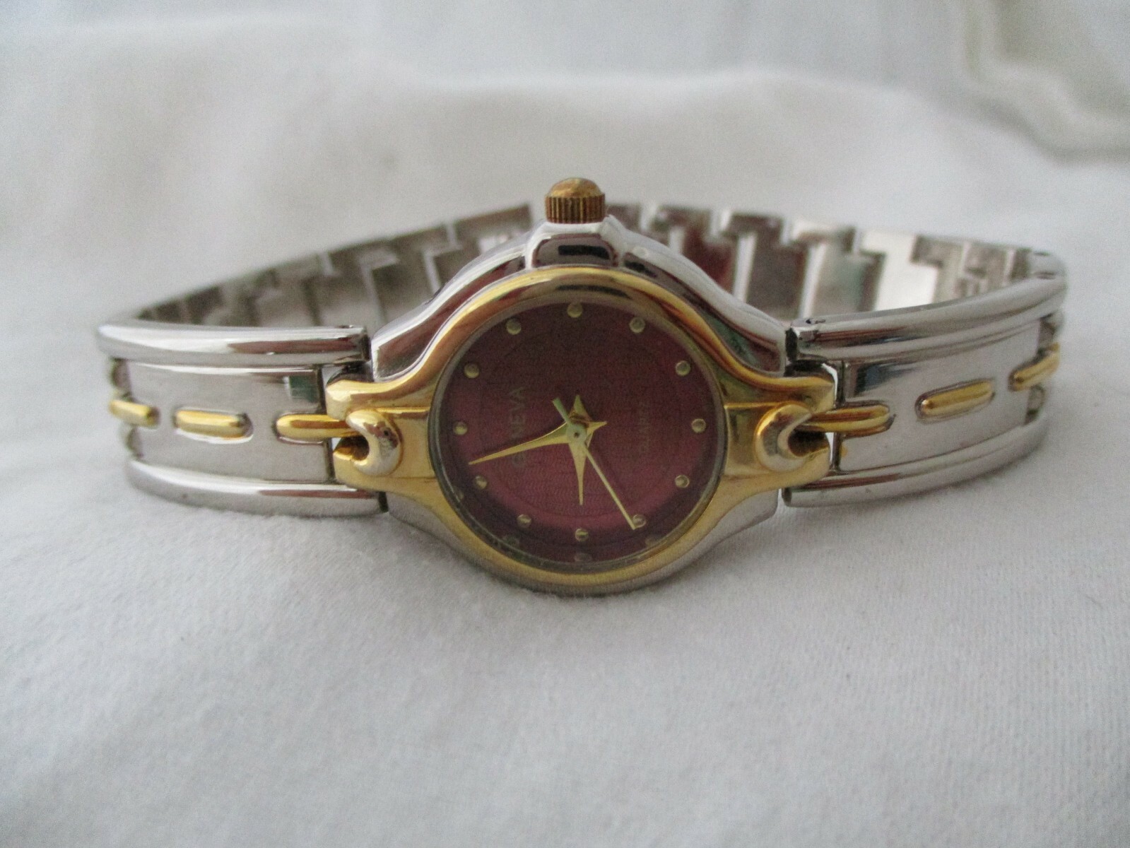 Geneva Watch Silver & Gold Two Toned Band Round Red Face WORKING! | eBay
