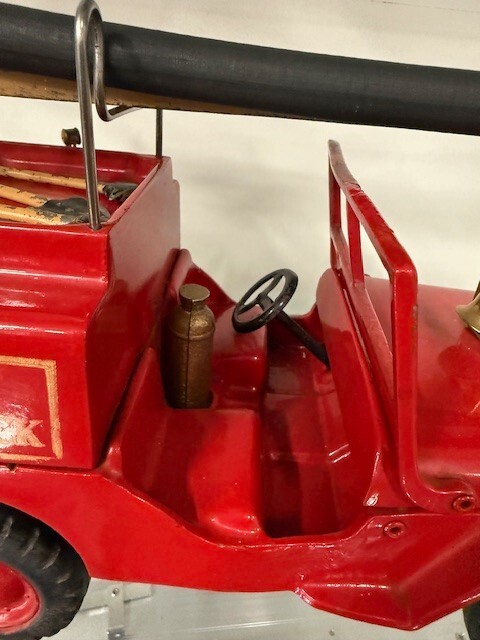 RARE ALTOY WILLY JEEP IN RED WITH ACCESSORIES. | eBay