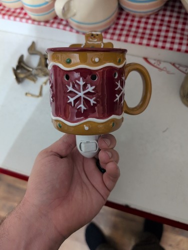 Scentsy GINGERBREAD MAN Christmas Wall Plug-In Mini Warmer | eBay