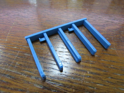 Delphi 12146947 Qty of 50 per Lot COMB CONVENIENCE; Blue Comb TPA Lock ...