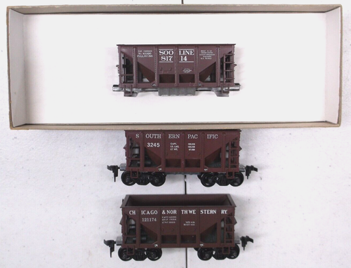 (3) HO Roundhouse ore cars in original boxes (lot 496) | eBay