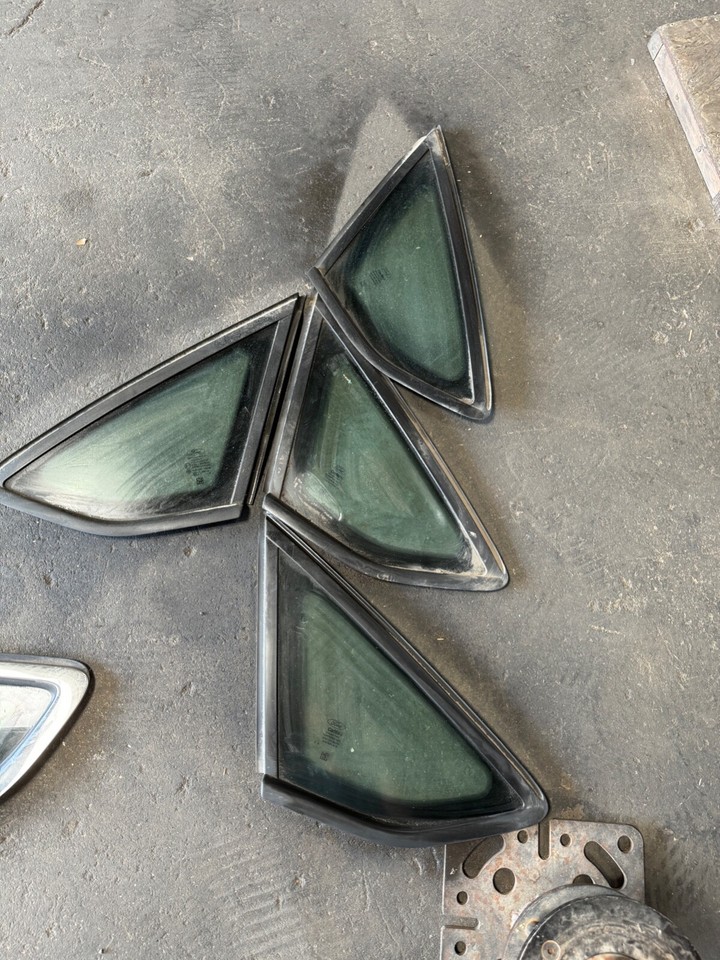 2017 ford focus rear quarter glass chrom titanium | eBay