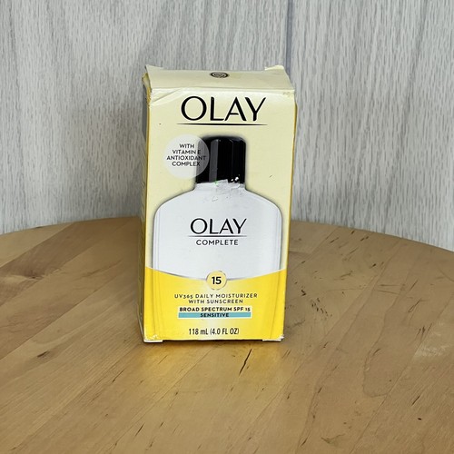 Olay Complete Moisturizer SPF 15 4 oz NEW in box - box has some damage ...